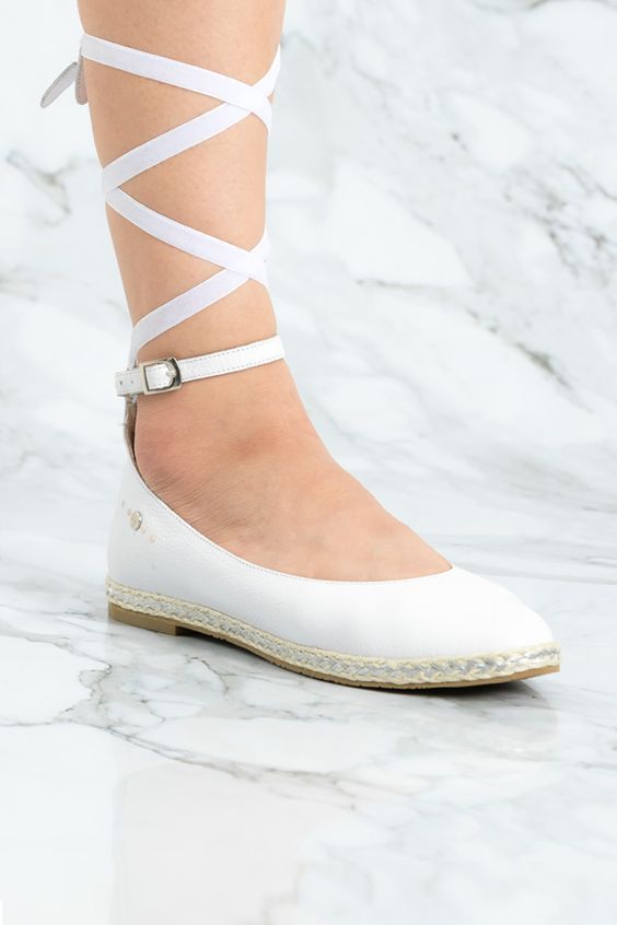 Encuentra Baletas para mujer en Vélez.